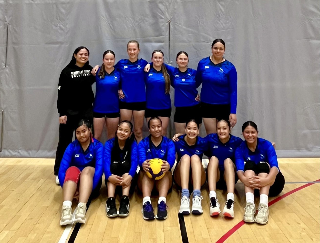Junior Girls Volleyball Auckland CHAMPS • Rutherford College